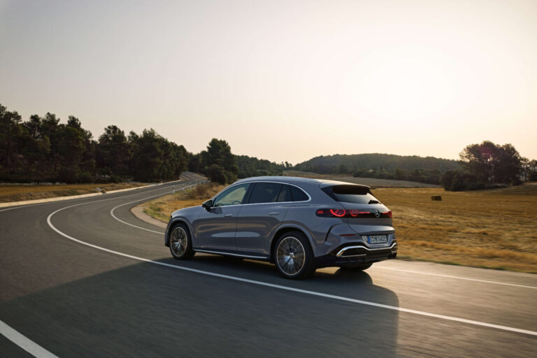 Ny elektrisk stjerne – Mercedes-Benz lancerer GLC med EQ-teknologi ...